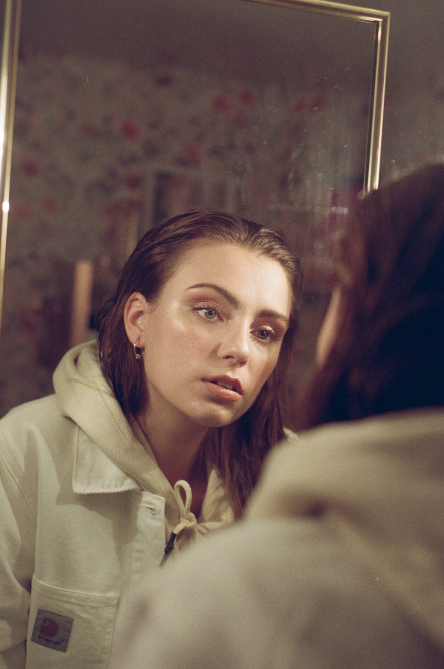 Canadian Artist CARYS Talks Her Debut EP, ‘To Anyone Like Me’ – XMPL ...